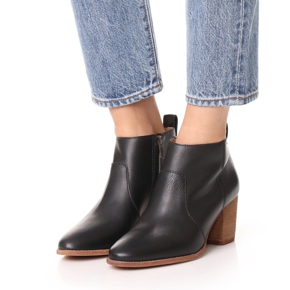 The Ultimate Guide to Fall Boots 2019 – Chantal C Michaud